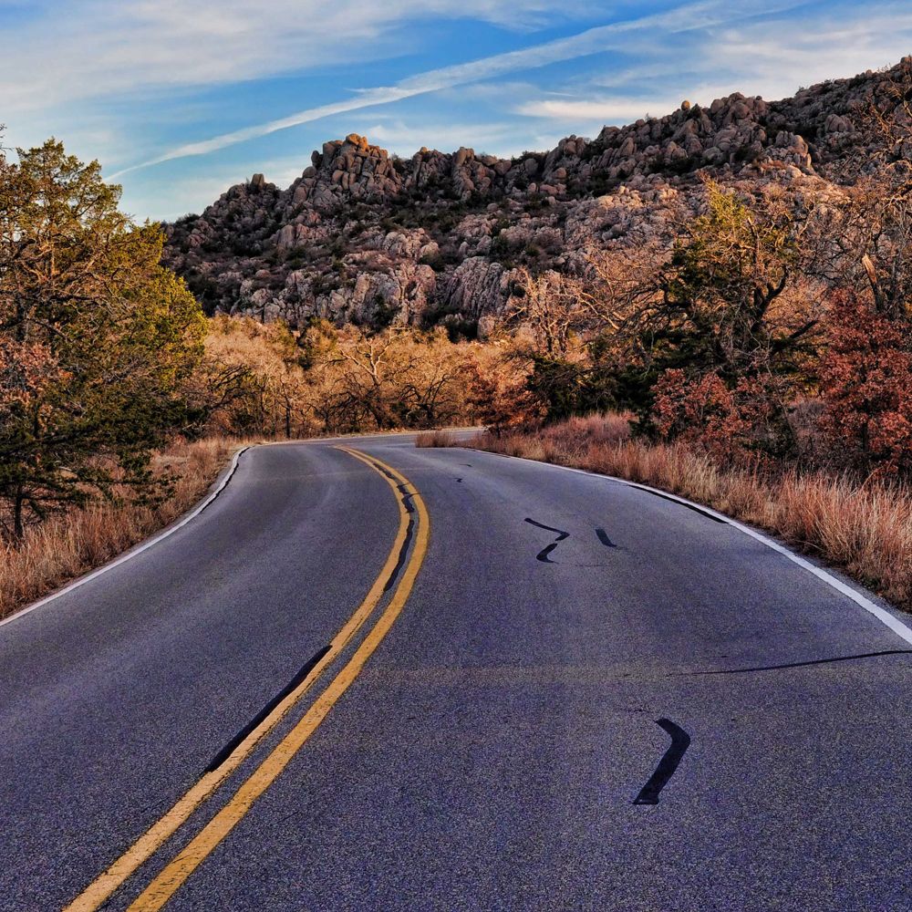 Embodied love: A swerving road can twist your romance | Aeon Ideas